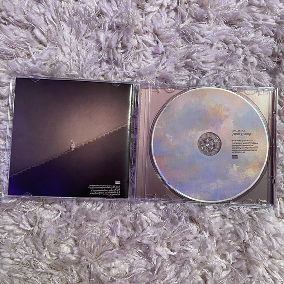 Ariana Grande | Media | Ariana Grande Sweetener Cd Perfect Confition ...